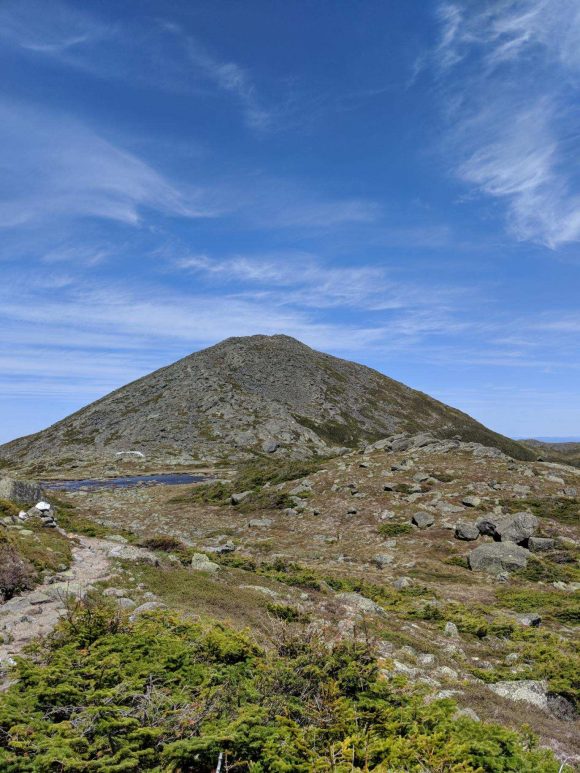 Hiking Mount Adams | 5,774 Feet | Trail Maps, Pictures & Descriptions