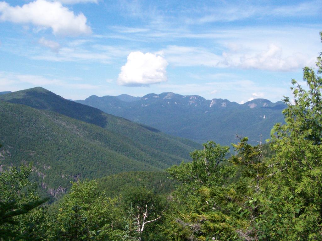 Gothics Mountain Hiking Trail Maps, Trail Descriptions, Pictures & More